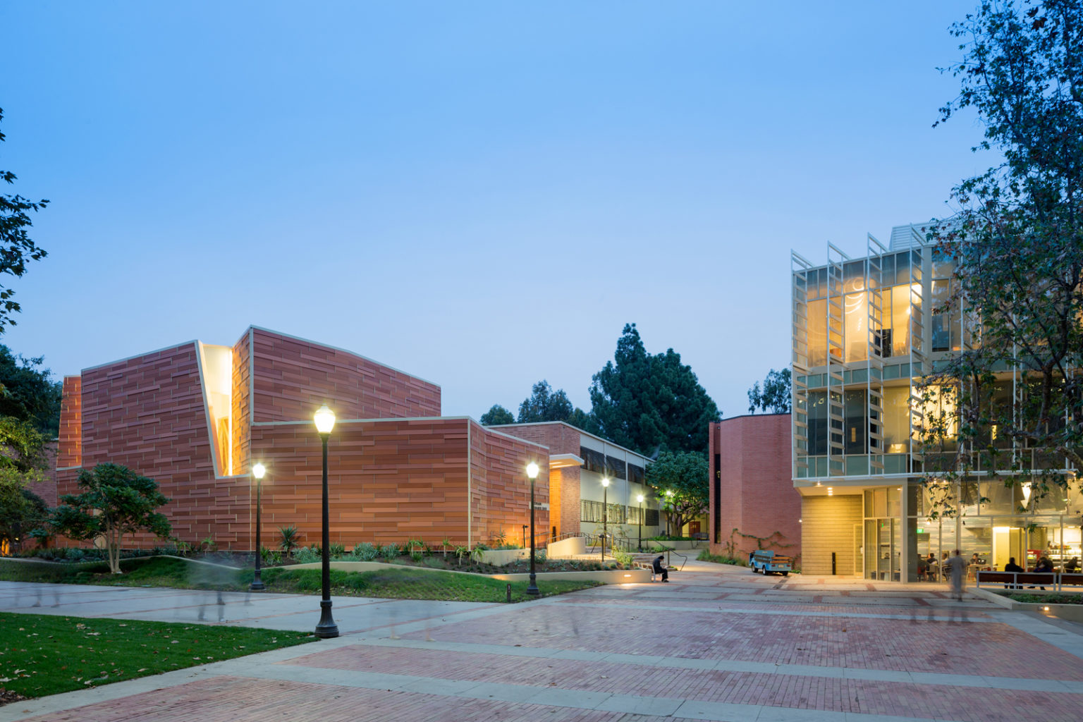 UCLA Evelyn & Mo Ostin Music Center - kdA