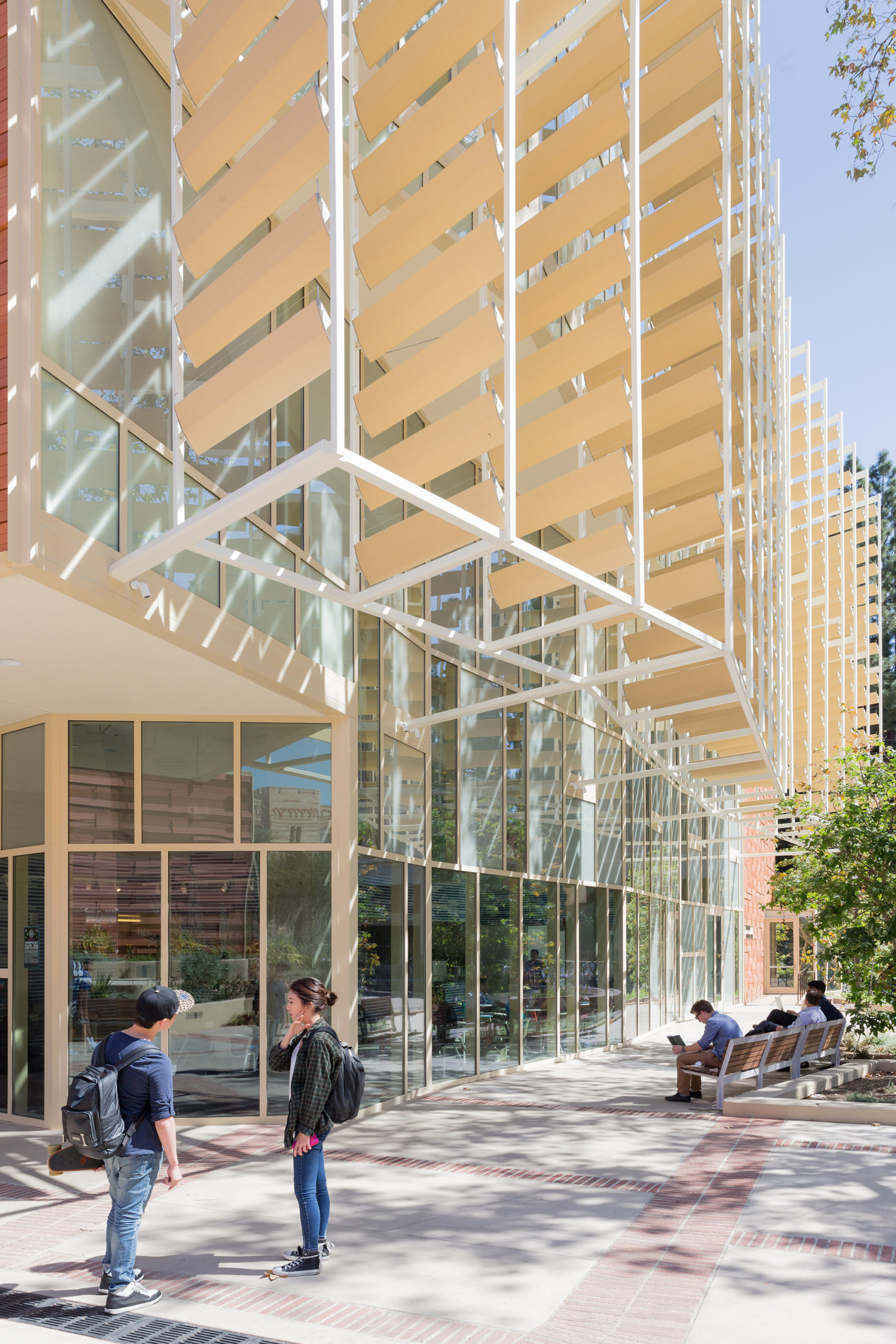 UCLA Evelyn & Mo Ostin Music Center - kdA